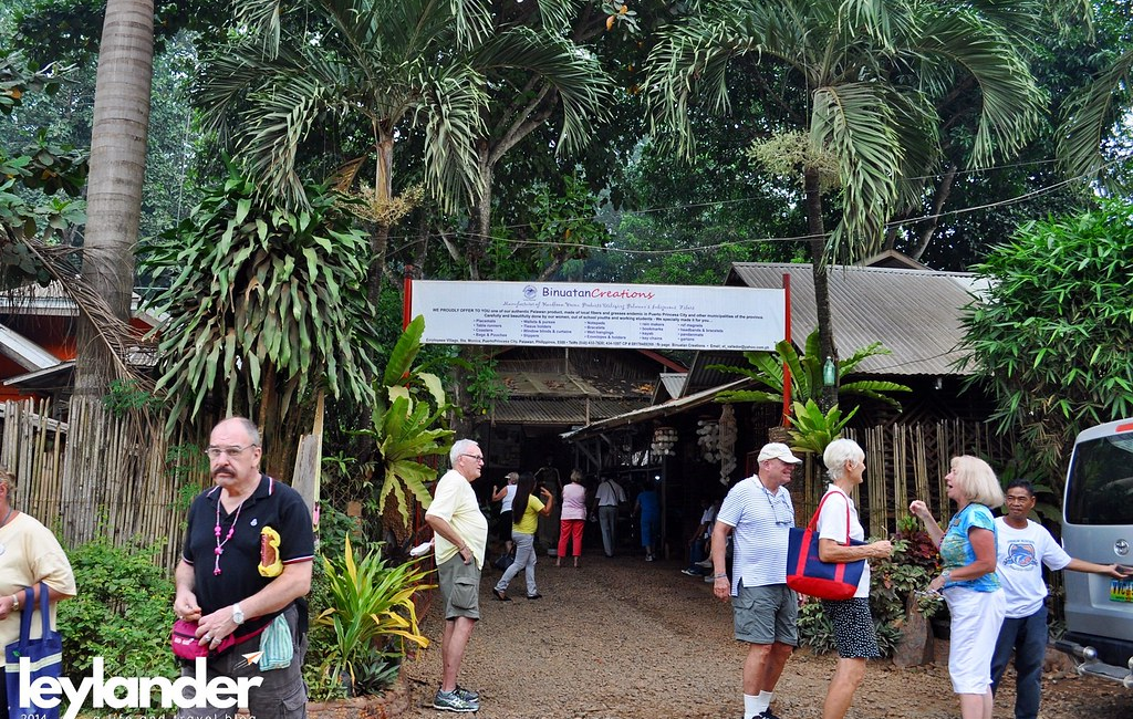 Visiting the Binuatan Creations Weaving Center in Puerto Princesa ...